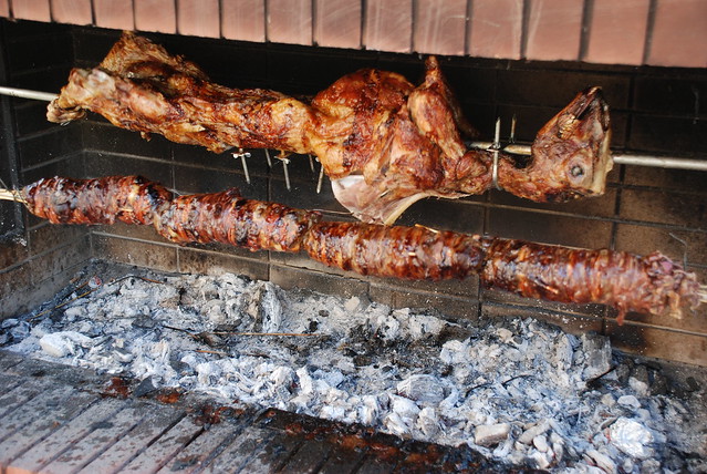 Greek Easter Food and Customs | Athos Guide | Orthodox News